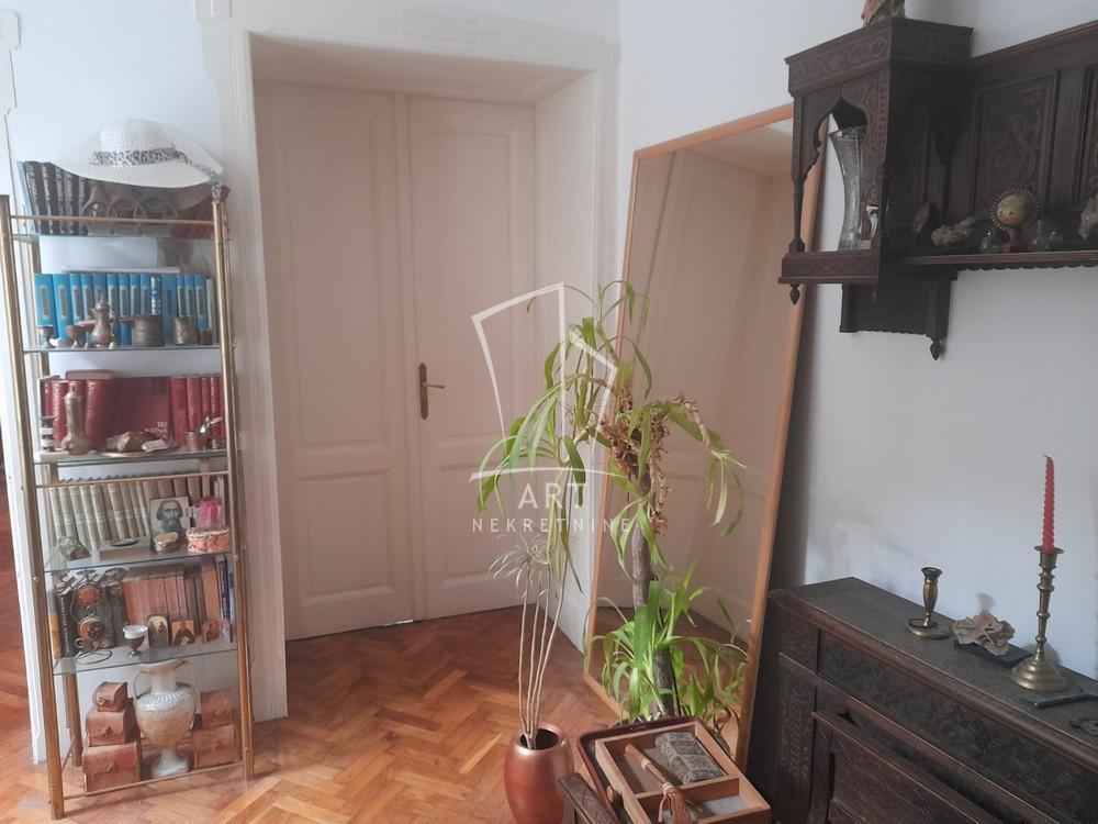 Svetogorska, Trosoban stan za izdavanje, 89m2, 970€
