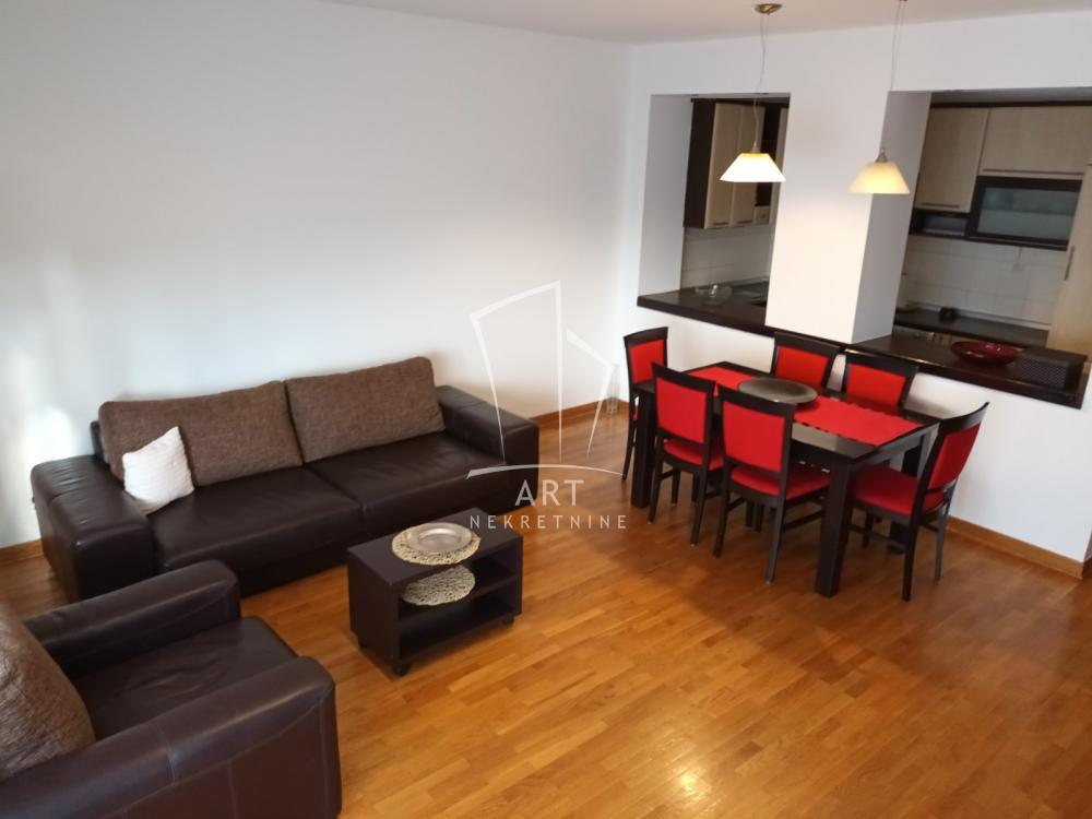 Bregalnička, Dvosoban stan za izdavanje, 52m2, 700€