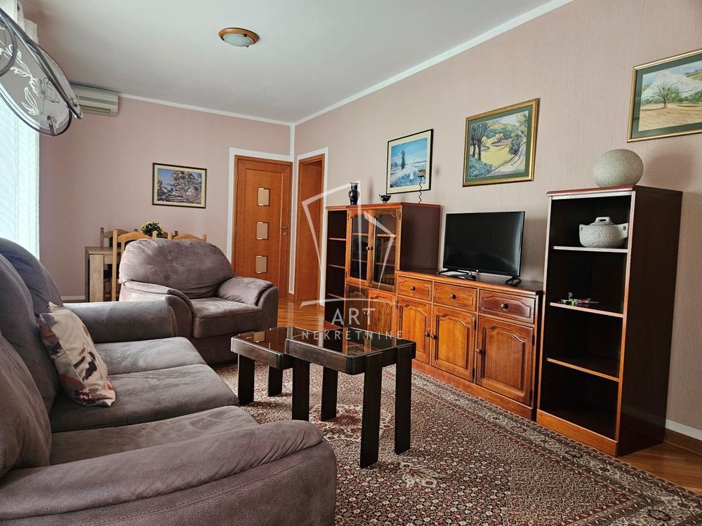 Veziljska, Trosoban stan za izdavanje, 87m2, 650€