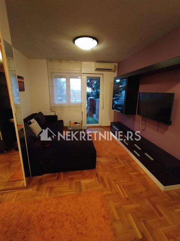 Mažuranićeva, Dvosoban stan za izdavanje, 42m2, 600€