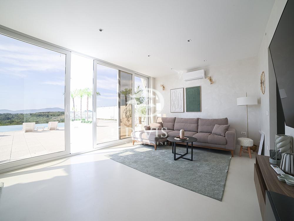 Mali Požarevac, Kuća na prodaju, 360m2, 759.000€