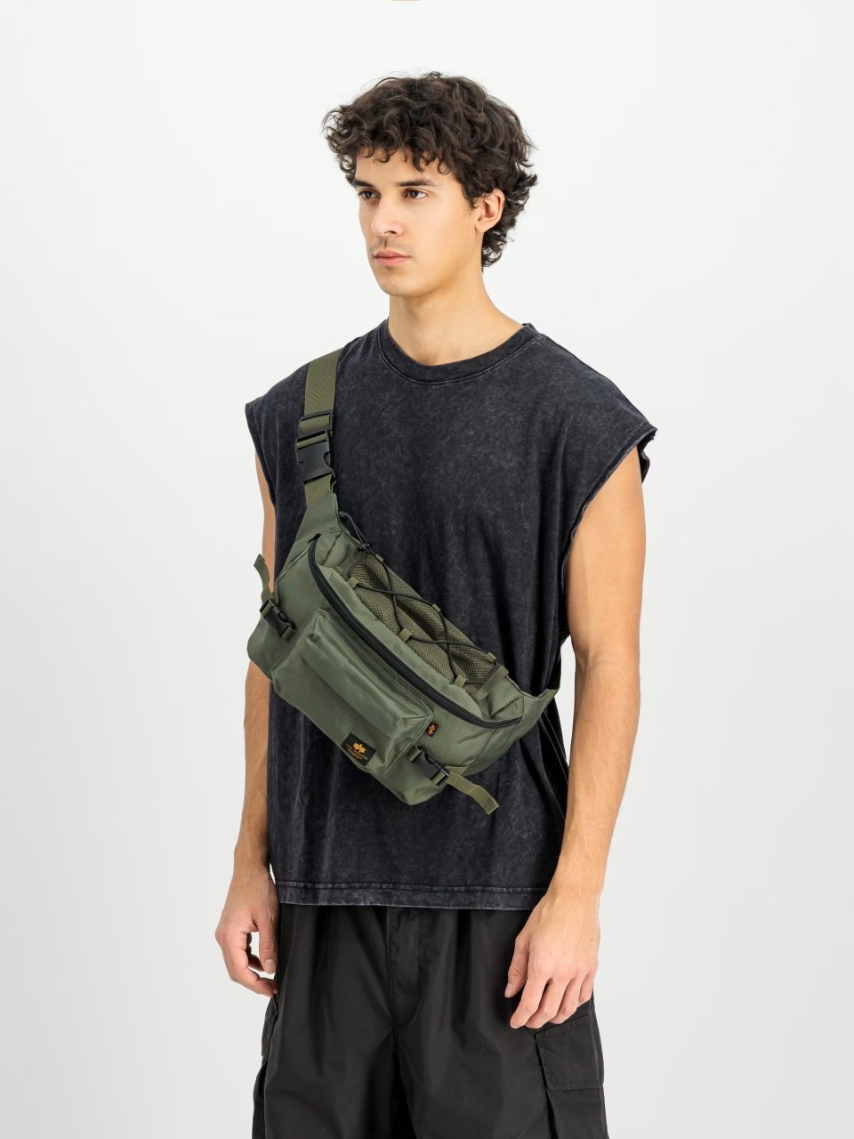 ALPHA INDUSTRIES COMBAT TORBICA DOLIVE