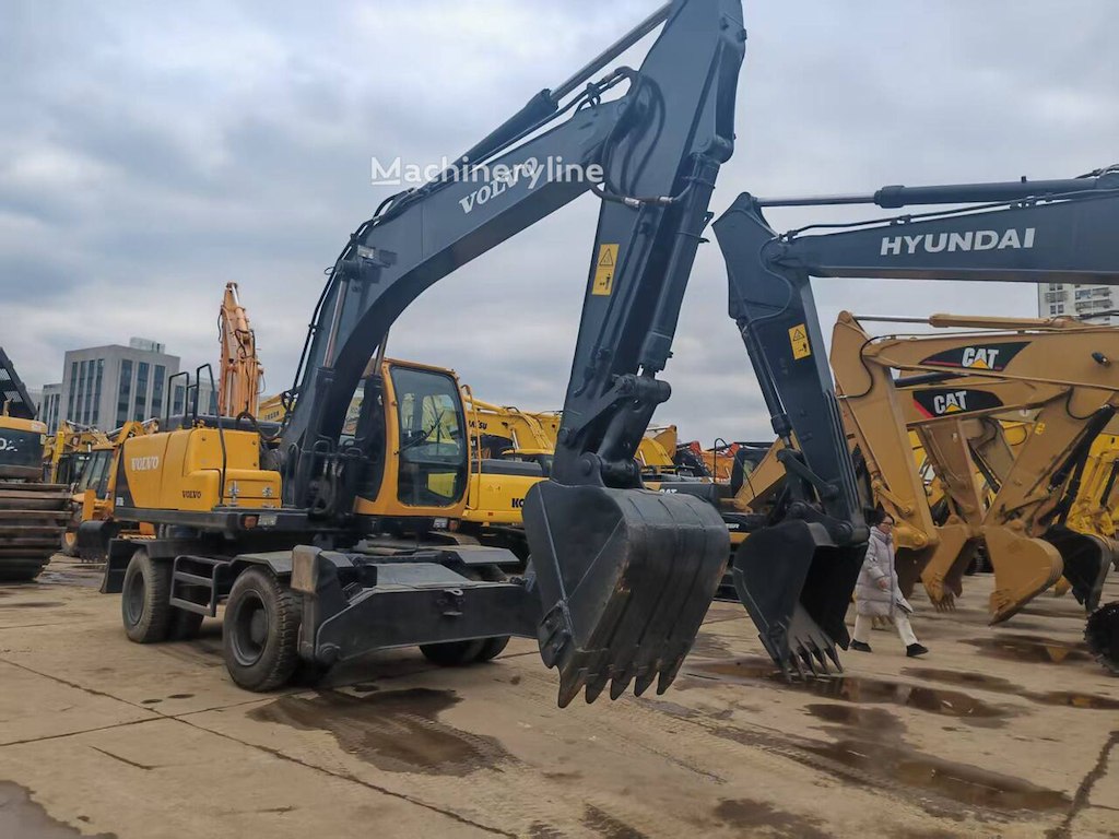 Volvo EW 170 bager točkaš