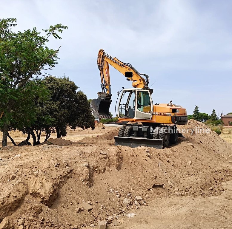 Liebherr A314 bager točkaš