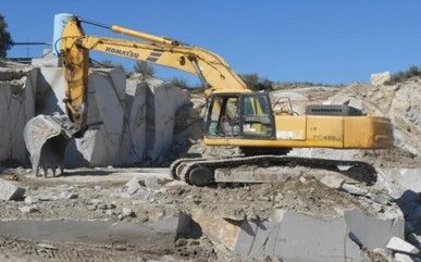 Komatsu PC450LC bager guseničar