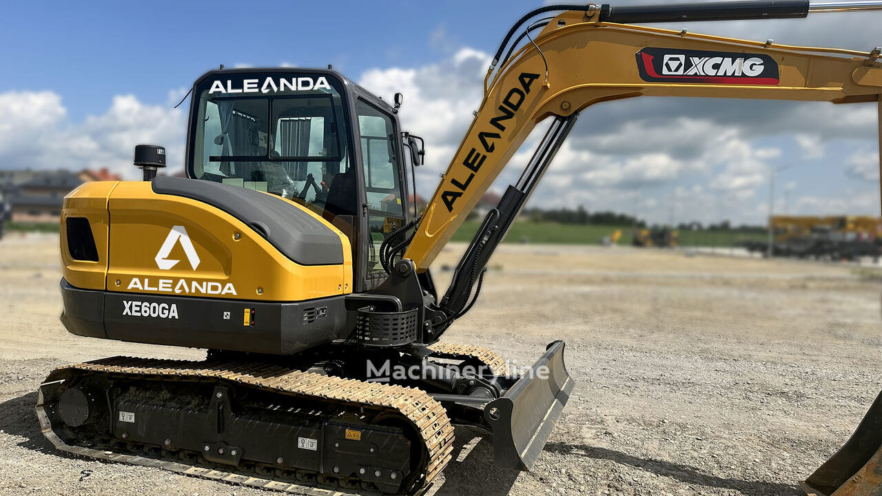Novi XCMG XE60GA mini bager