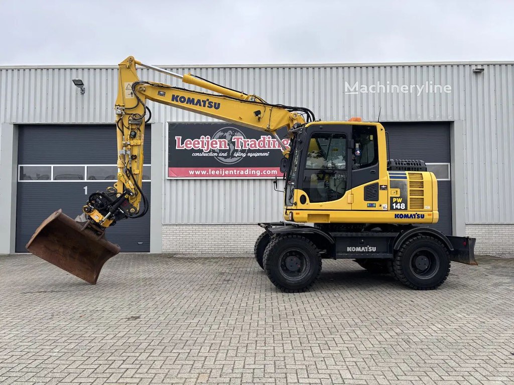Komatsu PW 148-8 wheeled excavator, Engcon rototilt , 2011 year, Excelle bager točkaš