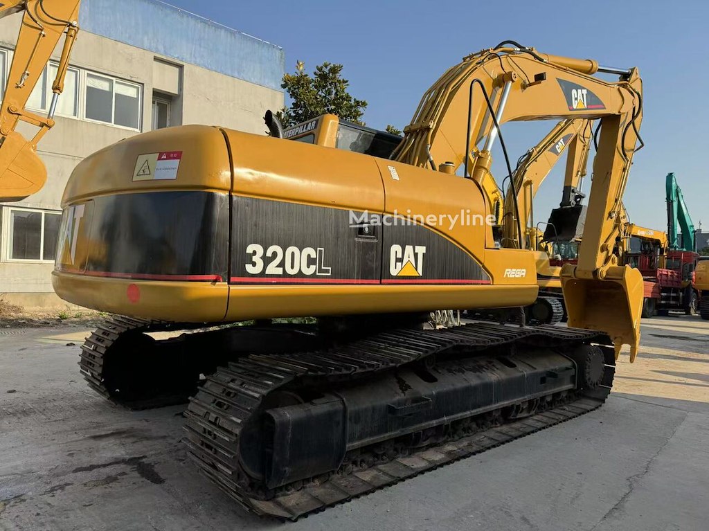 Caterpillar 320C bager guseničar