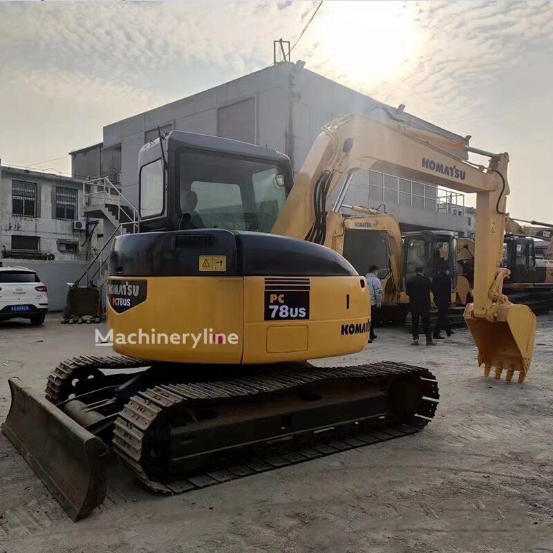 Komatsu PC78 midi bager