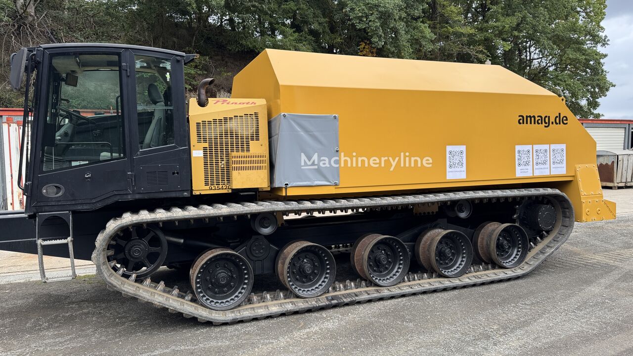 Prinoth T16 mit amag 18 m³ Kalkstreuer 3 m mašina za reciklažu asfalta