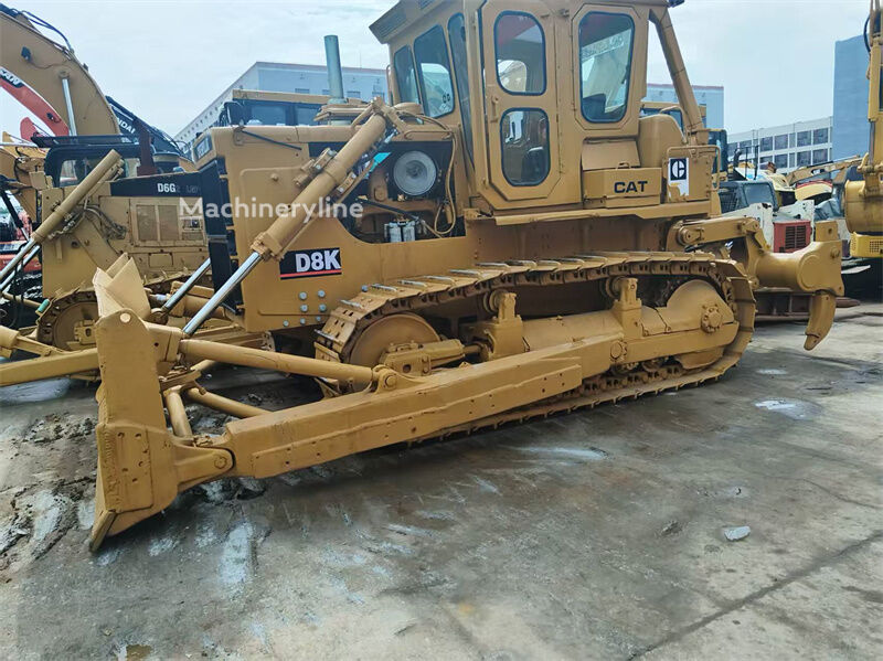 Caterpillar D8K buldožer