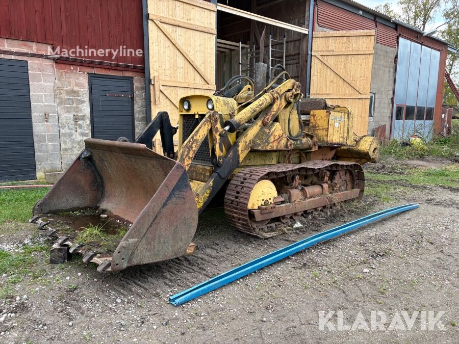 Prodaje se Case Bandtraktor Case vibro ploču na aukciji