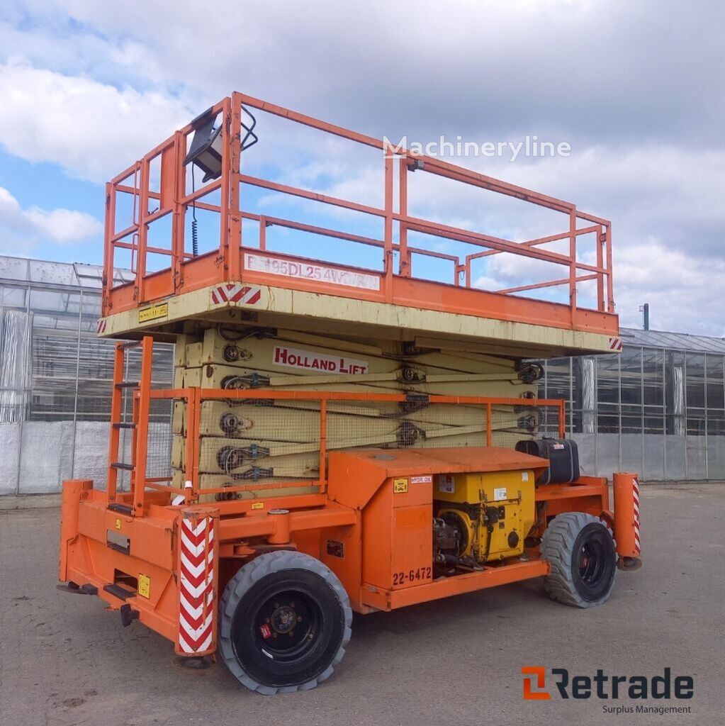 Prodaje se Holland Lift B-195DL25 -4WD /P/N makazastu platformu na aukciji