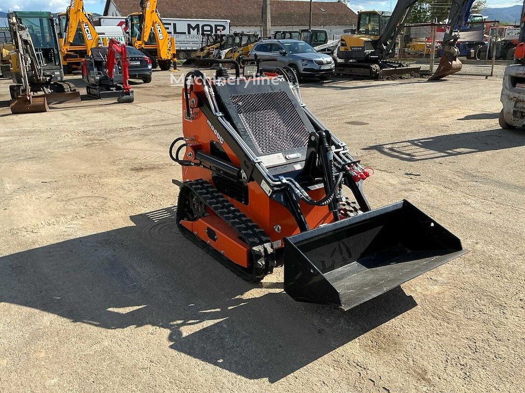 Prodaje se MMS MS36C mini utovarivač guseničar na aukciji
