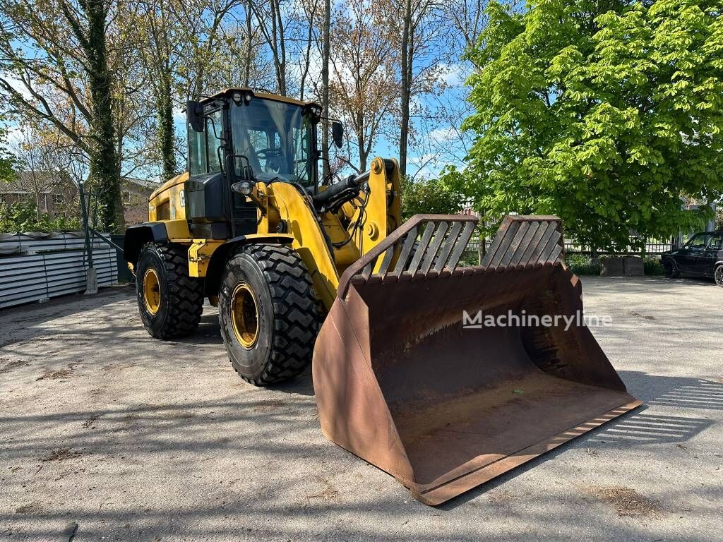 Caterpillar 930 M prednji utovarivač