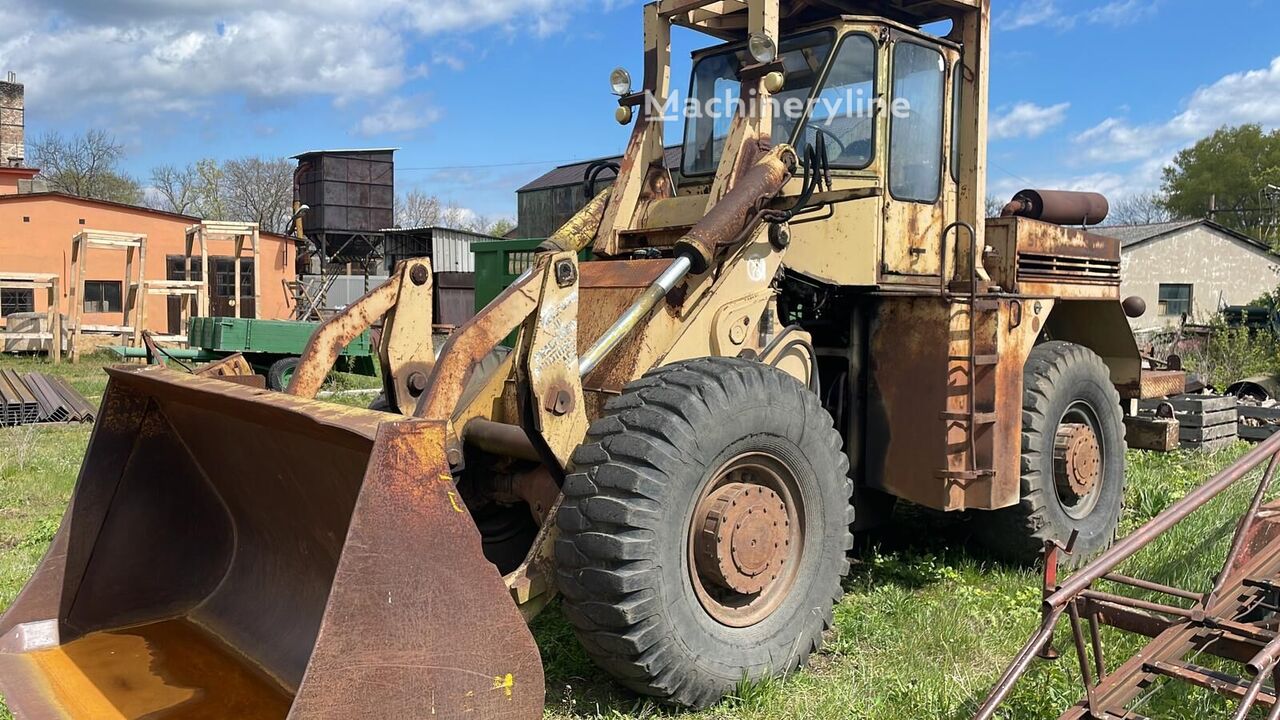 Stalowa Wola L34 prednji utovarivač