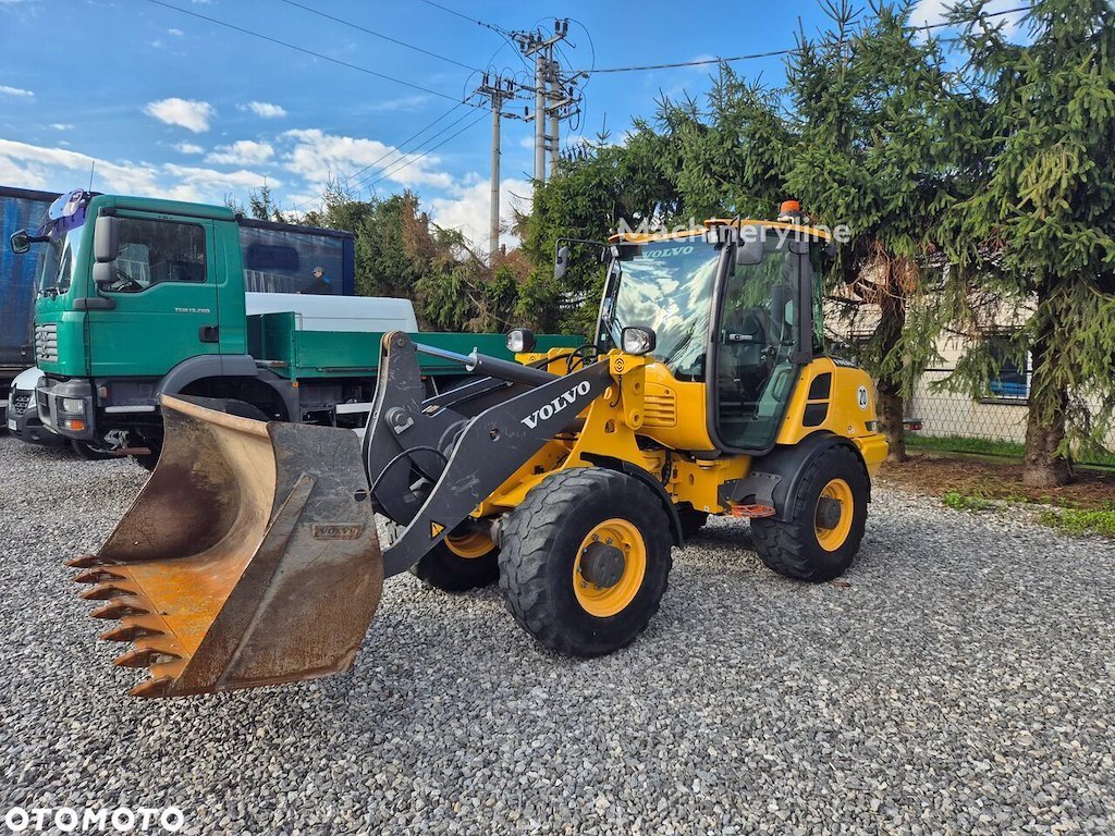 Volvo L28F prednji utovarivač