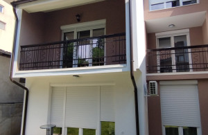 Prodajem Stan-Apartman, Centar