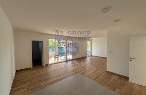 Odlična prizemna kuća u centru Kisača 128m2