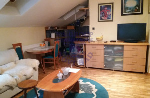 Prodajem Stan-Apartman, Kej