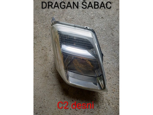 CITROEN C2 far desni