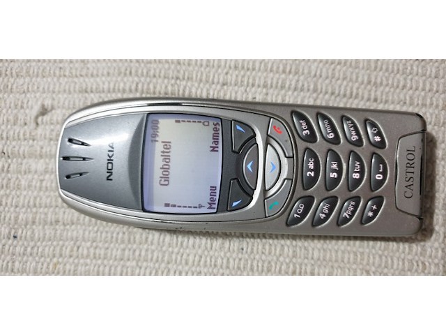 Nokia 6310i silver, br 135, lepo ocuvan, original, odli