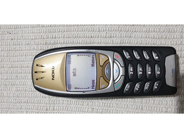 Nokia 6310i black, br 134, lepo ocuvan, original, odlic