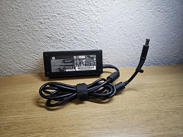 Punjac za laptop HP 18.5V 6.5A 120W iglica PPP