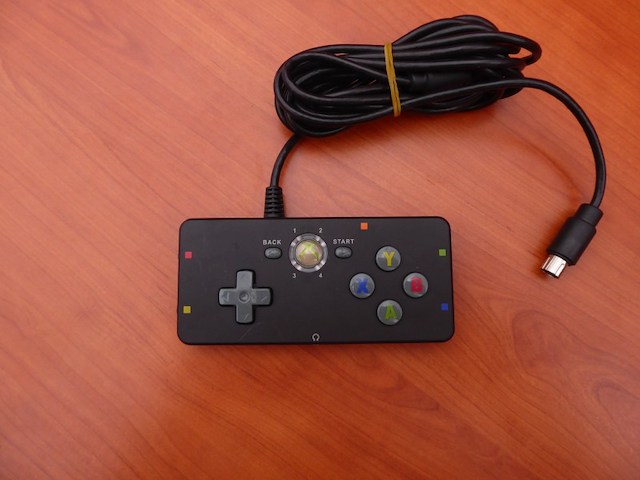 Kontroler za XBOX 360 - Mad Catz Portable Drum
