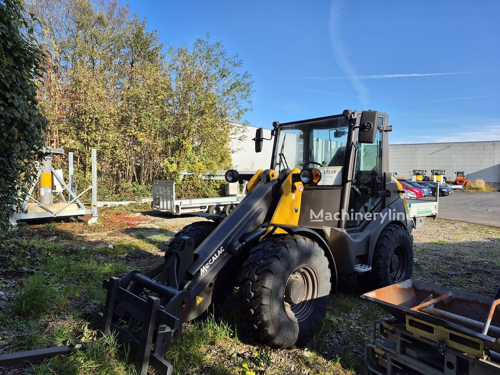 Mecalac AX 850 teleskopski prednji utovarivač