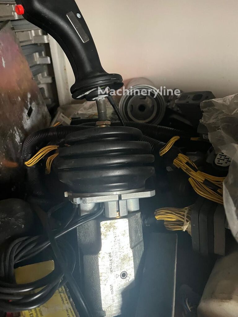 Dzhoistyk hidravliky joystick Valve loader control JCB 928/60307 za JCB 426 436 446 456 prednjeg utovarivača