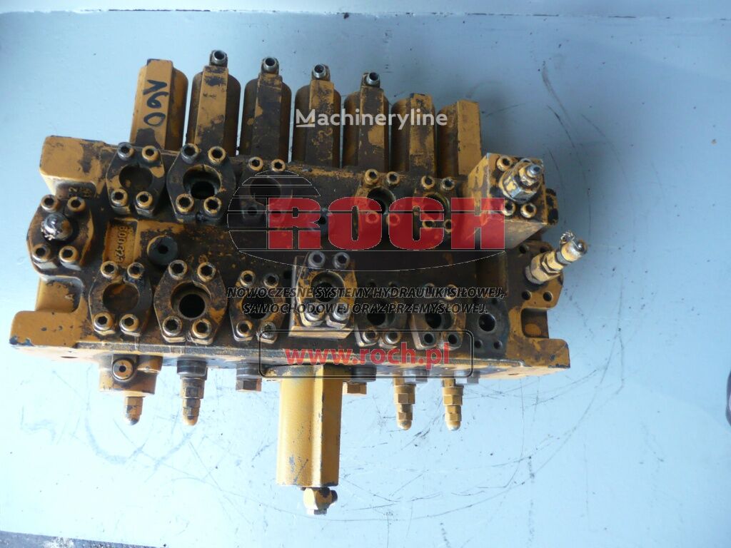 Rexroth 00932036 A002 M8-1276-00/7M8-22 600323 - 7 SEKCYJNY hidraulični razvodnik za bagera