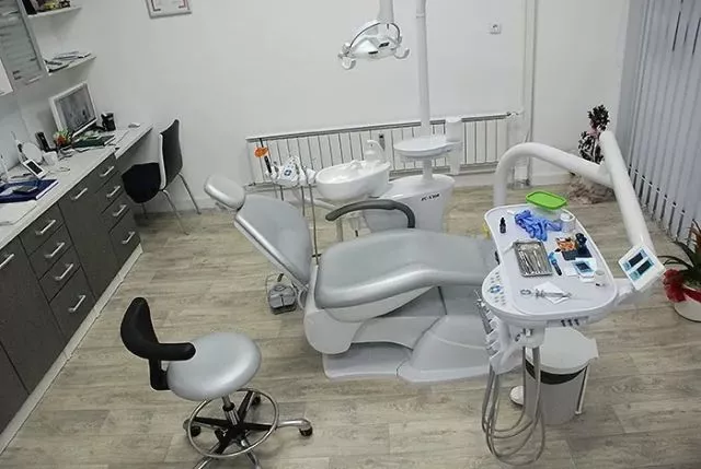 MOBILNI APARAT DENTINA