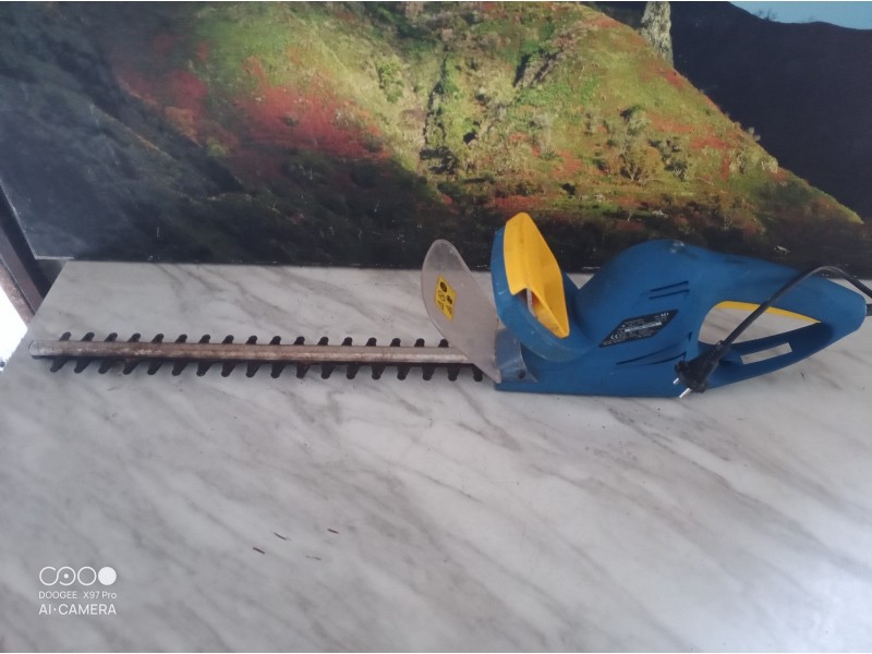 elektricni trimer za zivu ogradu