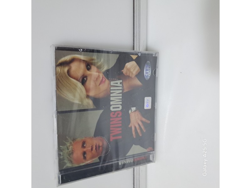TWINS - TWINSOMANIJA CD - NOVO -