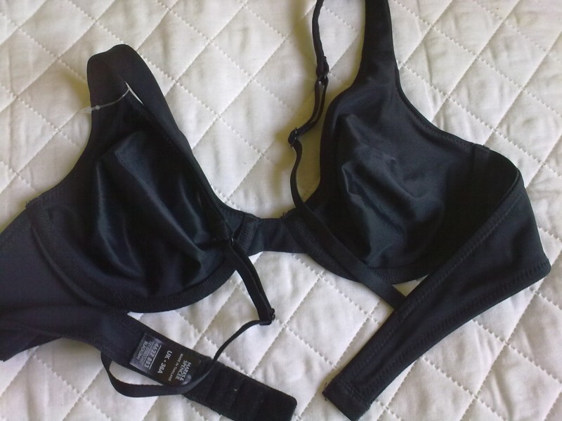 Mark&Spencer grudnjak 75A(36A)