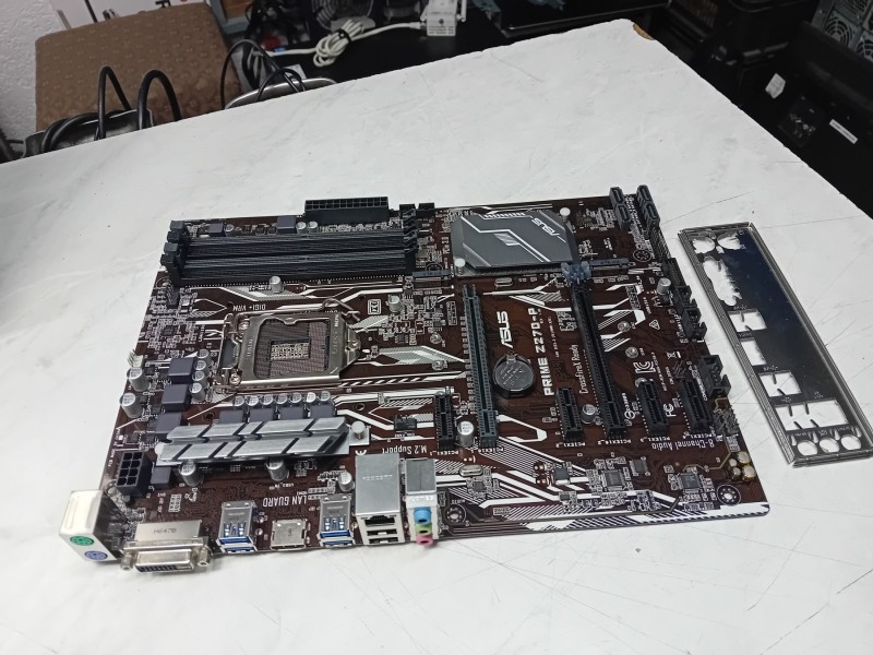 Asus Prime Z270-P soket 1151 ispravna