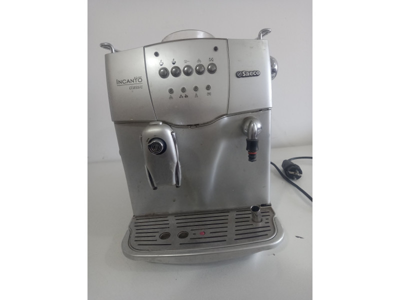 SAECO INCANTO CLASSIC S-CLASS – POLOVNA