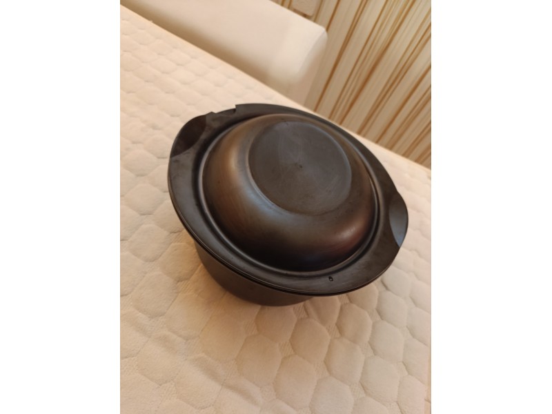 Tupperware pekač 5L.