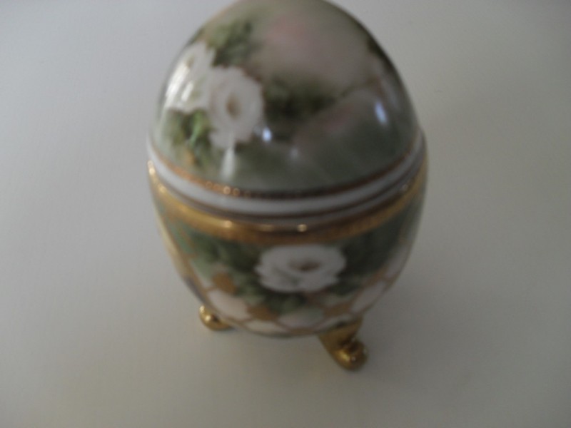 Porcelansko jaje