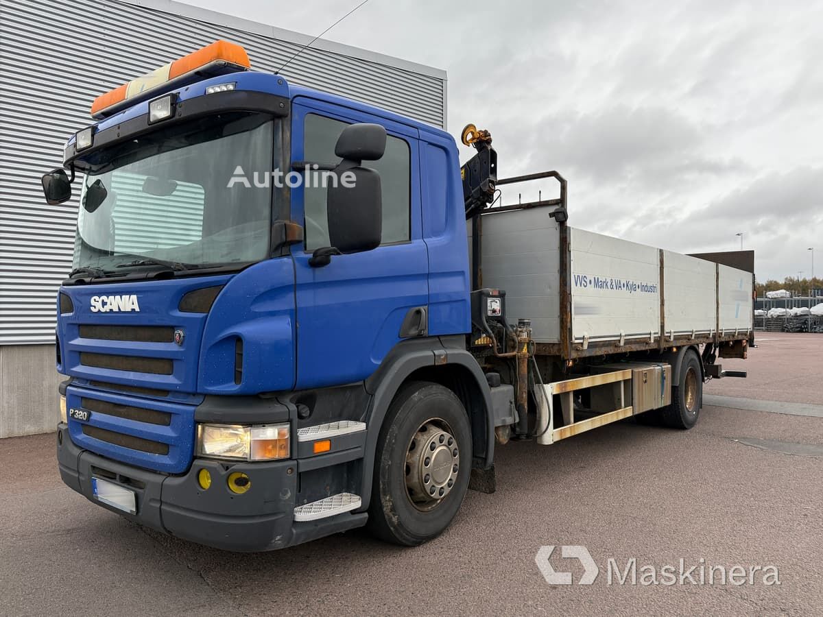 Prodaje se Scania P320 kamion s ravnom platformom na aukciji