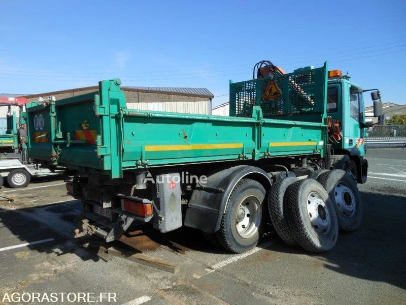 Prodaje se IVECO 120E18 kamion s ravnom platformom na aukciji