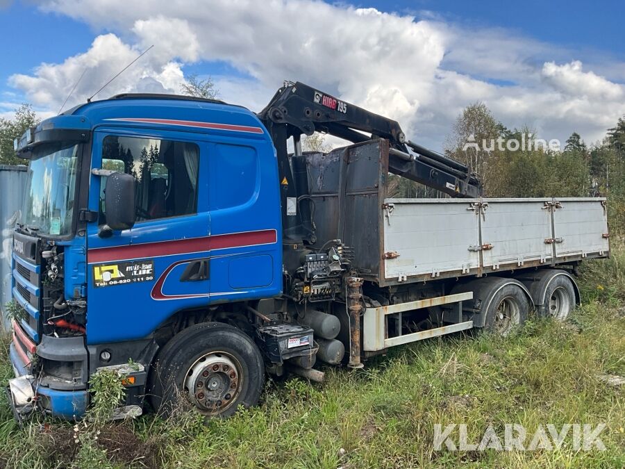 Prodaje se Scania 124 kamion s ravnom platformom na aukciji