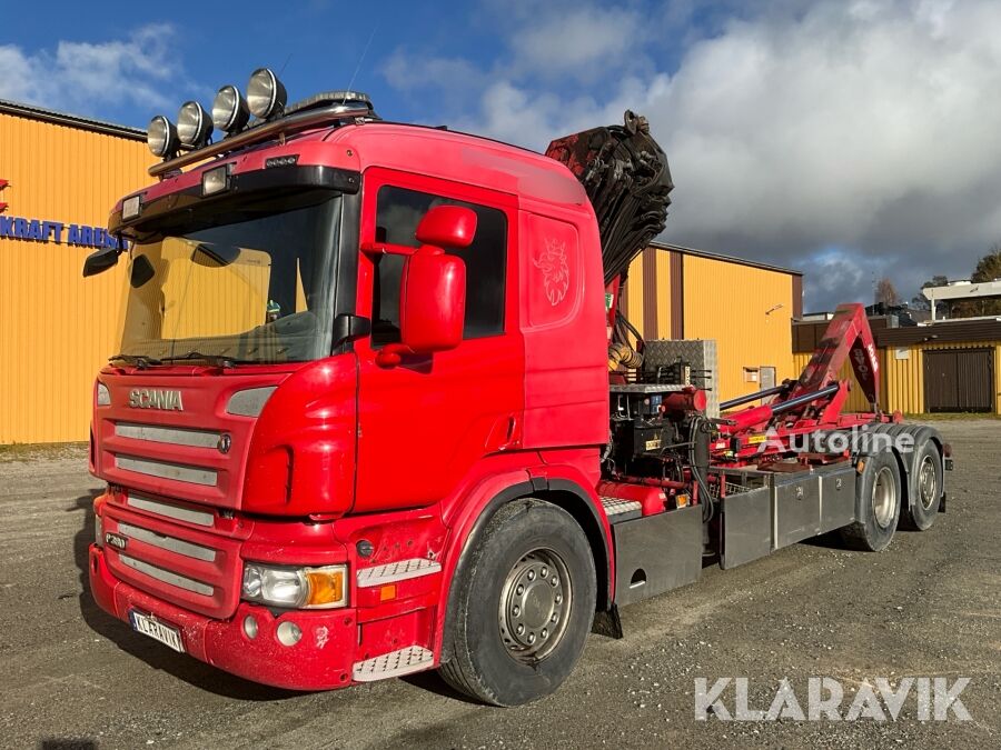 Prodaje se Scania P380 kamion s ravnom platformom na aukciji