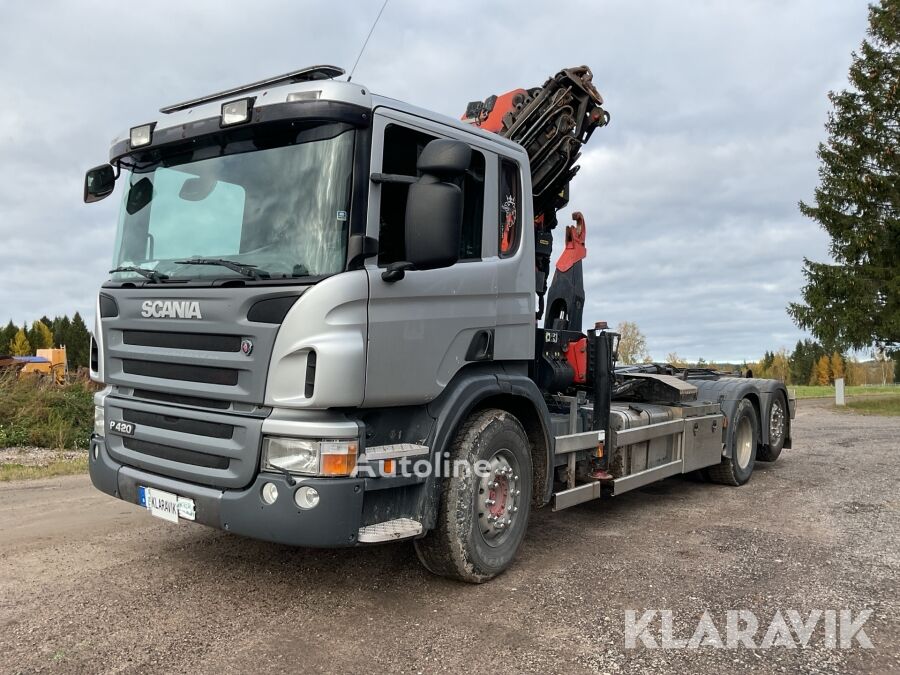 Prodaje se Scania P420 kamion s ravnom platformom na aukciji