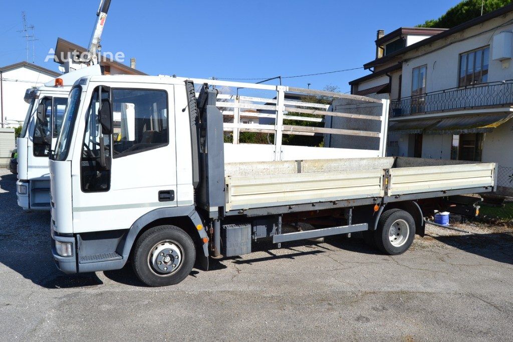 IVECO EUROCARGO 65E14 kamion s ravnom platformom