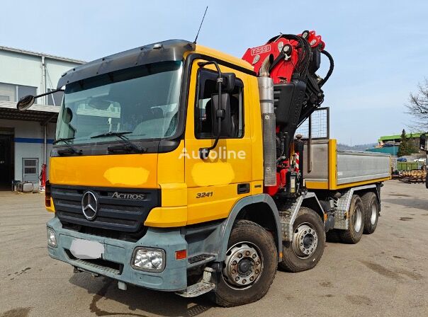 Mercedes-Benz Actros 3241 kamion s ravnom platformom