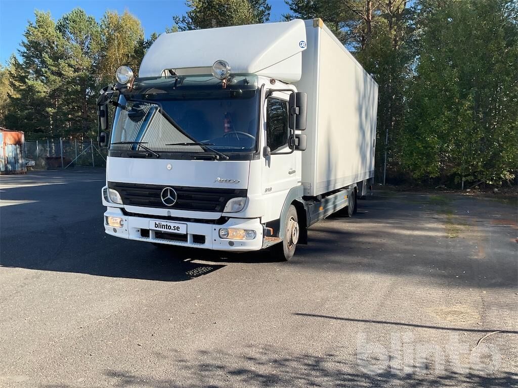 Prodaje se Mercedes-Benz 818 L kamion furgon na aukciji