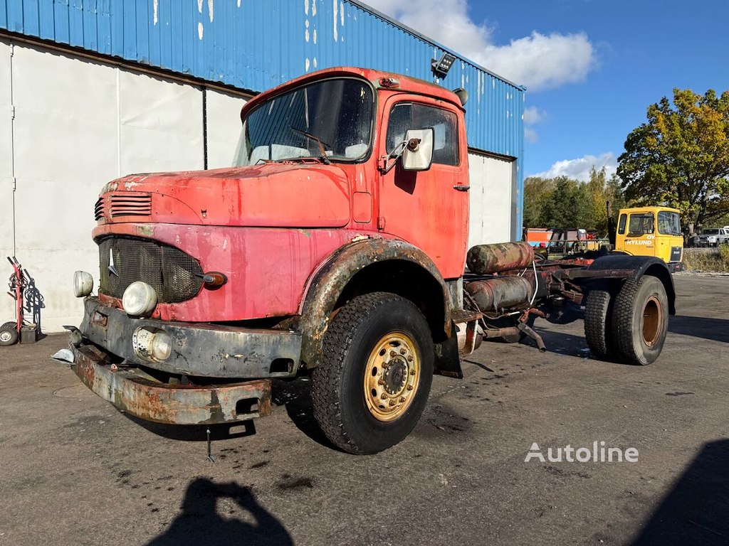 Mercedes-Benz LAK 1924 4x4 6 cyl manual kamion šasija