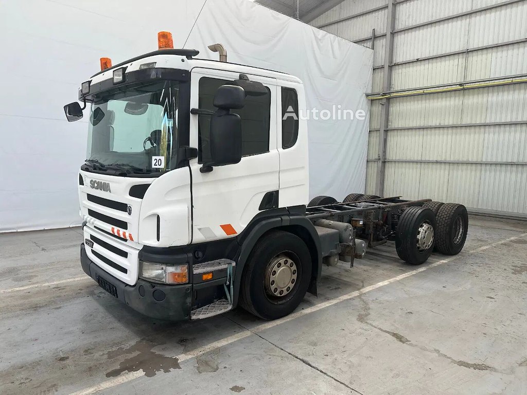 Scania P230 6X2 / Essieu relevable directionnel / Stuurbare liftas / St kamion šasija